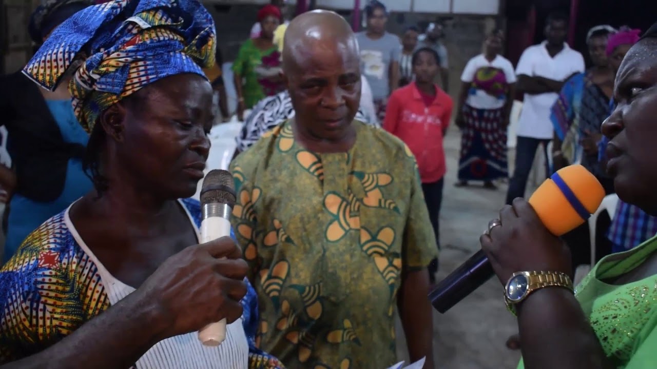 PROPHECY GIVING BY PROPHETESS GIFT - YouTube