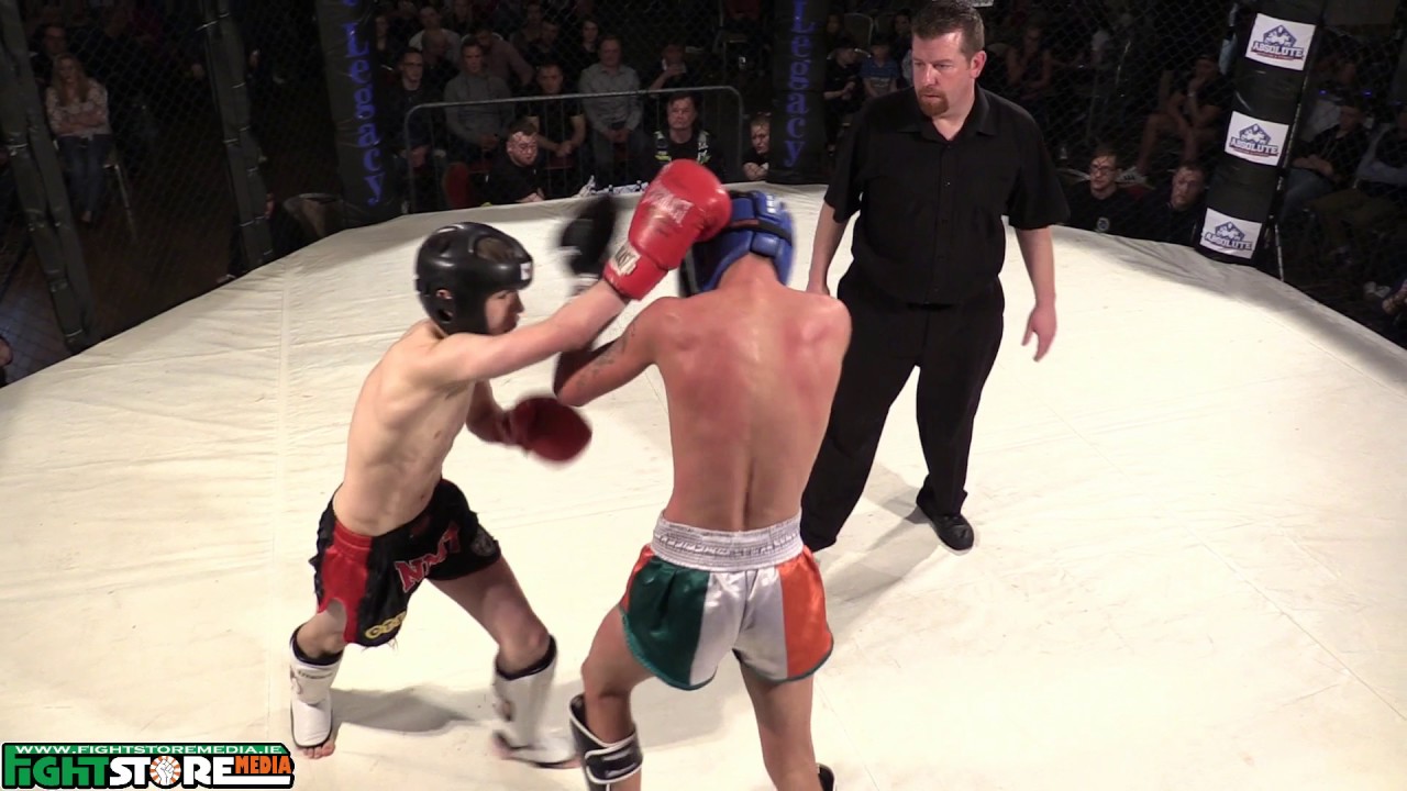 Oisin Fox vs Dean Gallagher - Cage Legacy Kickboxing 1 - YouTube