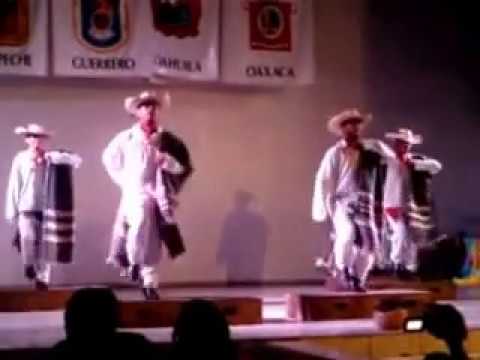 zapateado calentano (repique) - YouTube