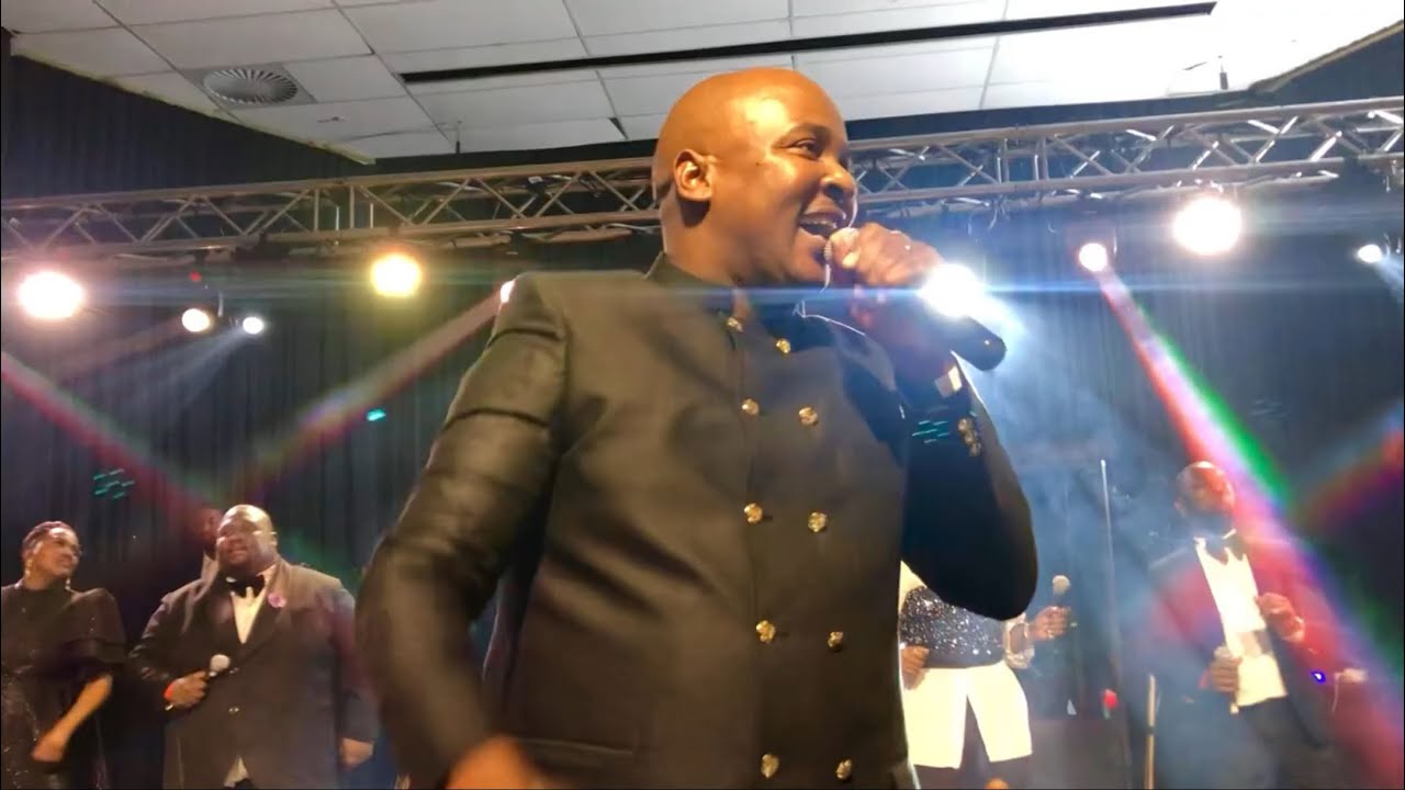 Pastor Vincent Mboniswa | Akekho Onjengawe Jesu Wam | Boundless Praise ...