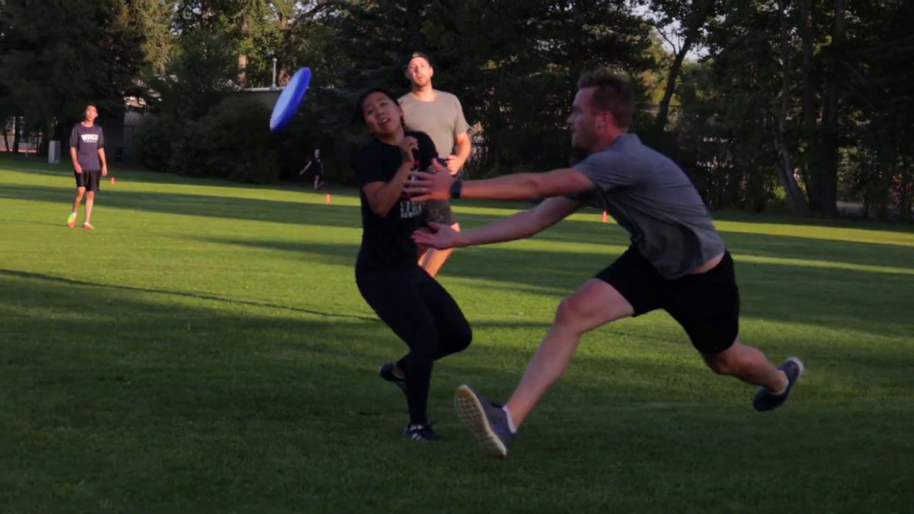 Saskatoon Rec League Ultimate Frisbee - YouTube
