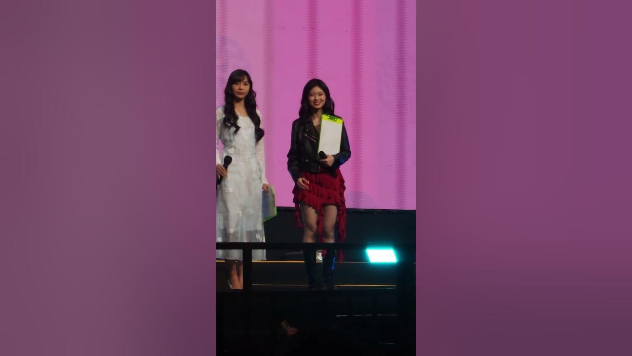 [FANCAM] Stage Activity Game Session Part 1 Personal MnG JKT48 26Th Single Festival - YouTube