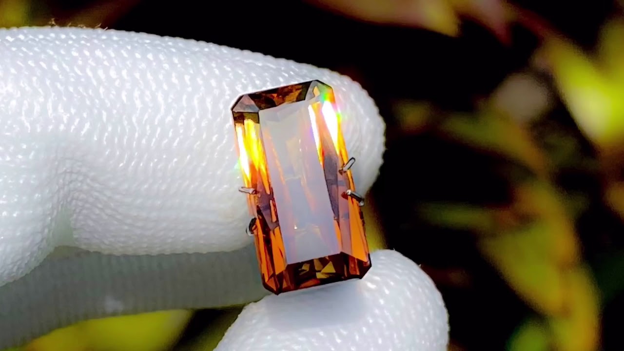 Natural Bi Color Zircon 7.55ct - YouTube