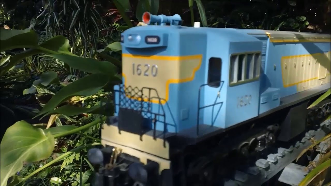 BTR 1620 Class Diesel - YouTube