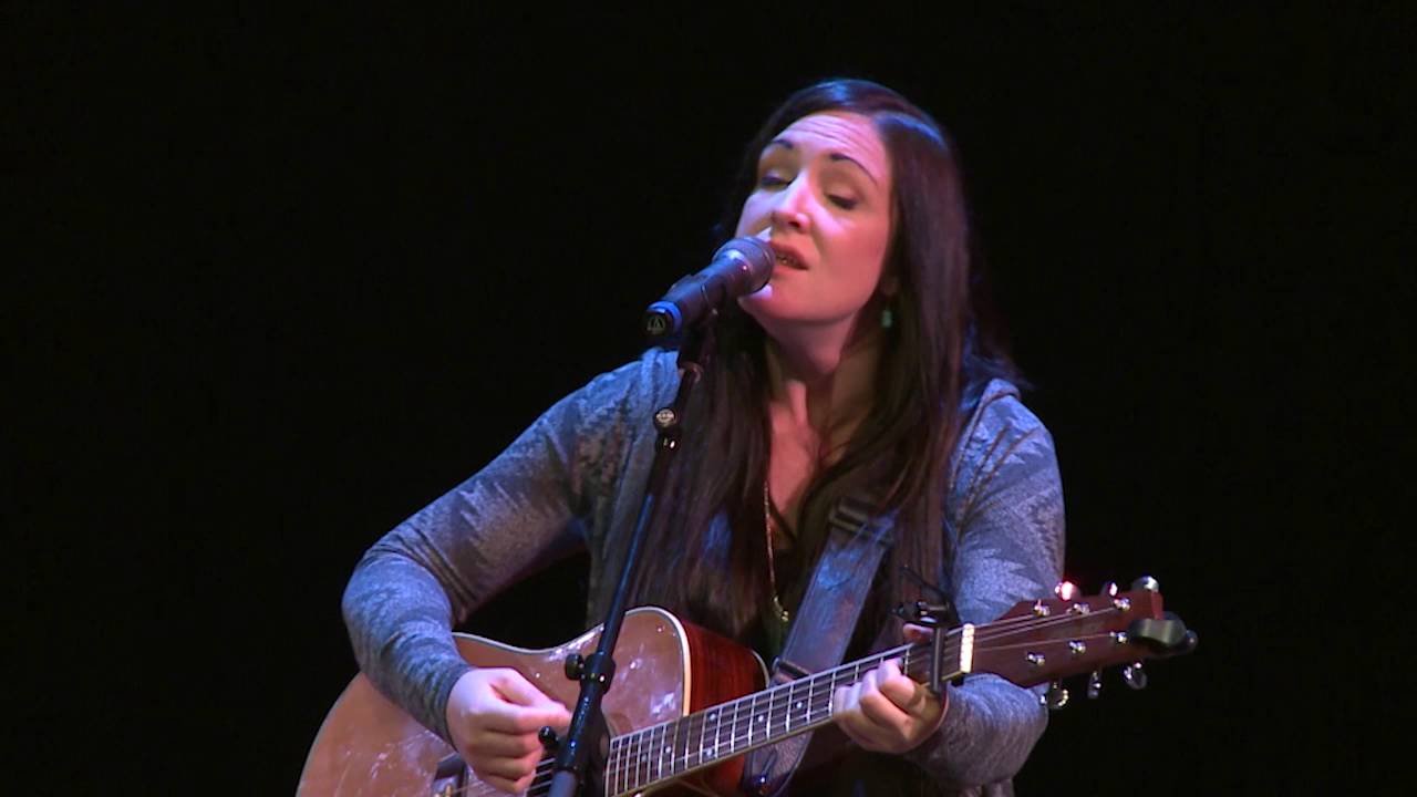 E Minor Sings | Elizabeth Minor | TEDxTraverseCity - YouTube