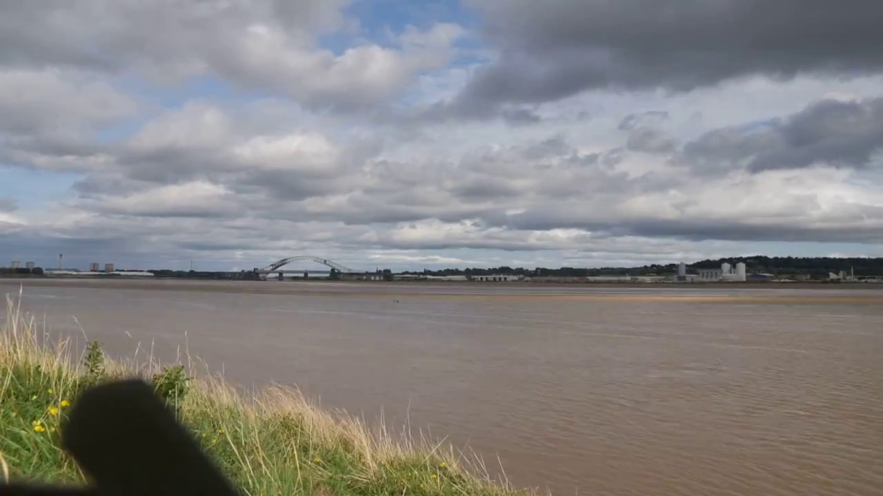 river Mersey, time lapse of the tide rushing in - YouTube