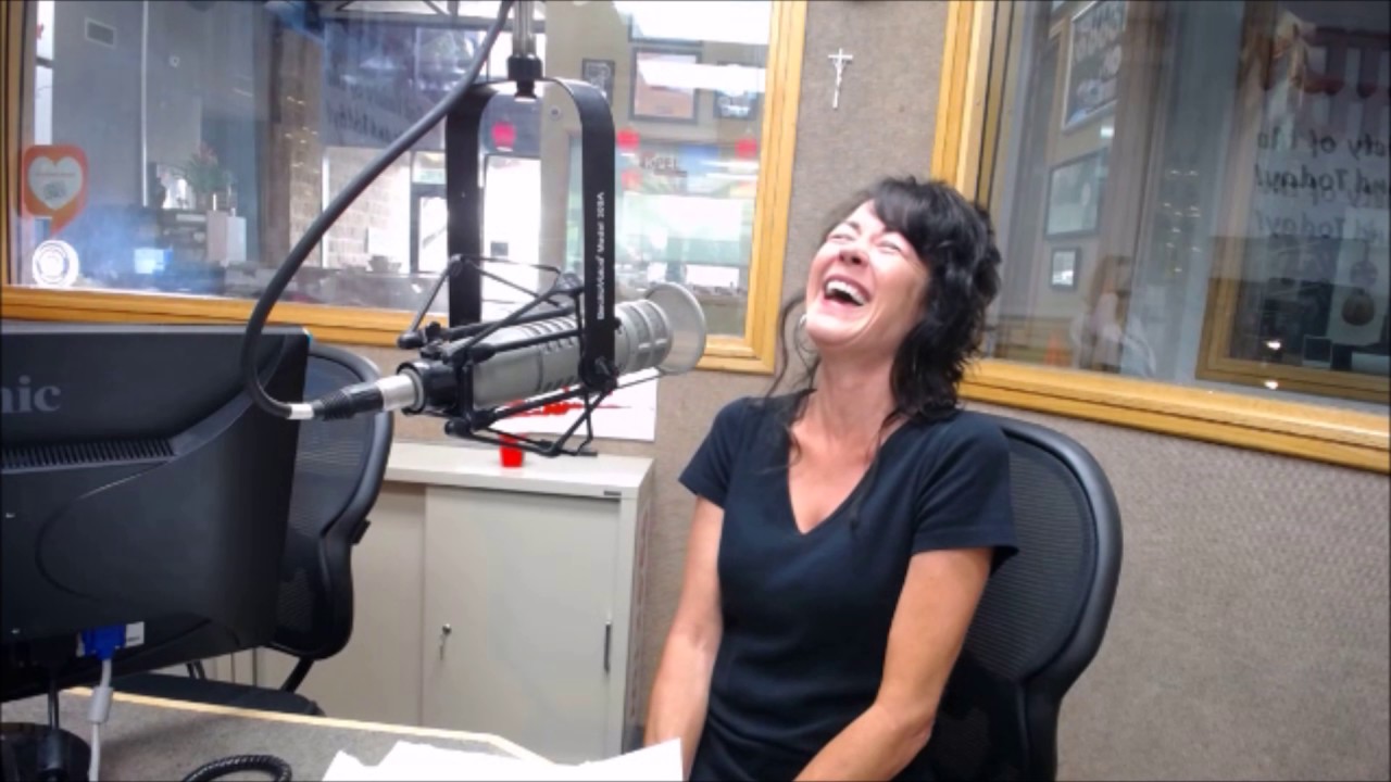 The Pregnant Bed Bug - Janet's Joke, August 10 - YouTube
