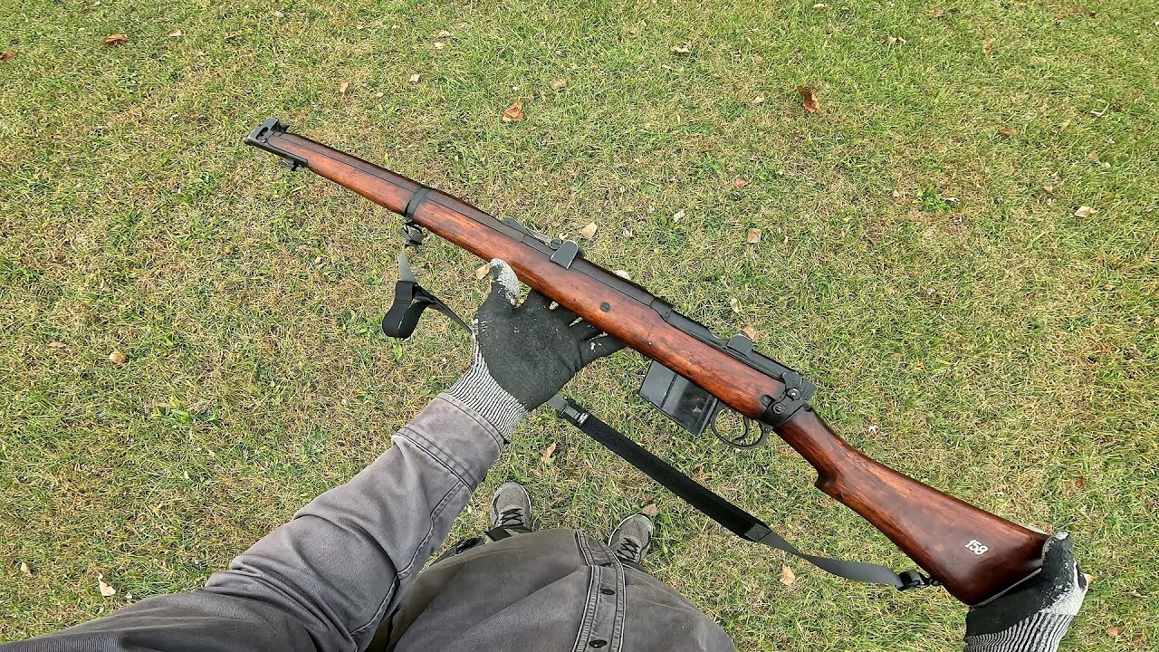 Shooting and Loading Ishapore 2A1 POV - YouTube