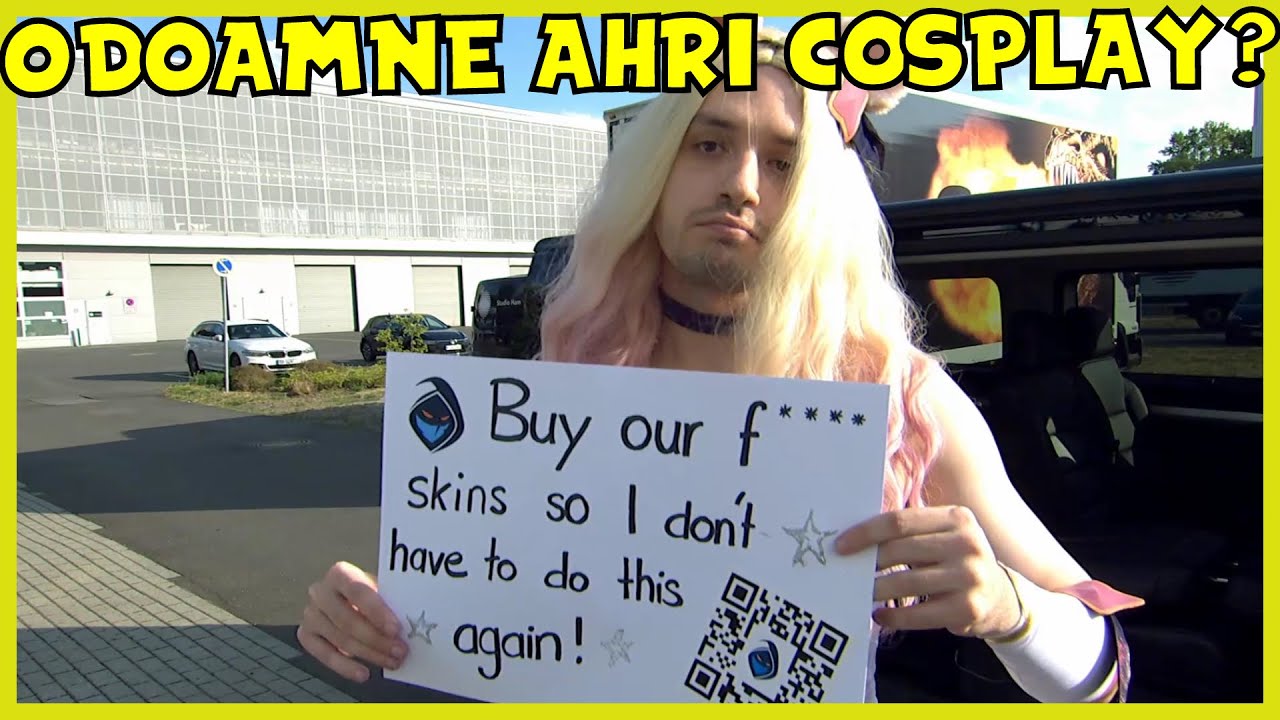 Odoamne Star Guardian Ahri Cosplay Rouge vs G2 Esports - YouTube