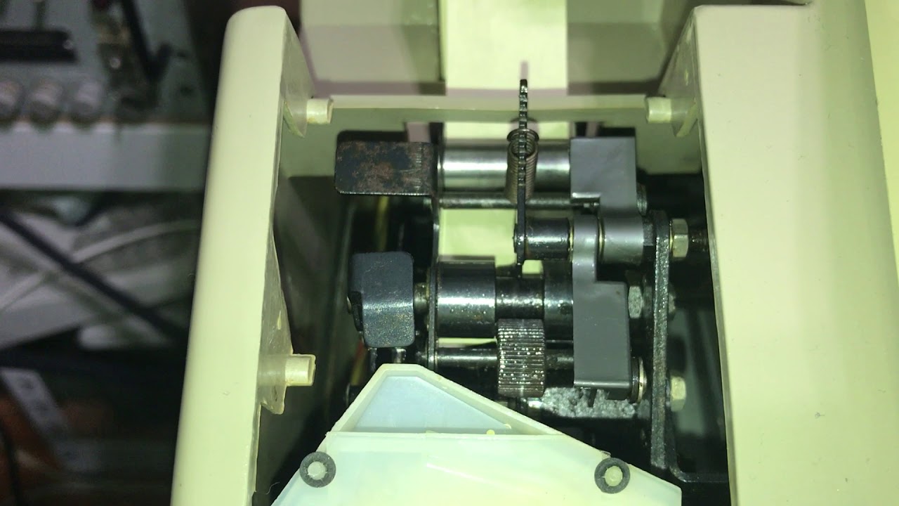 M33 ASR Teletype 33 - Punch not grabbing tape - YouTube