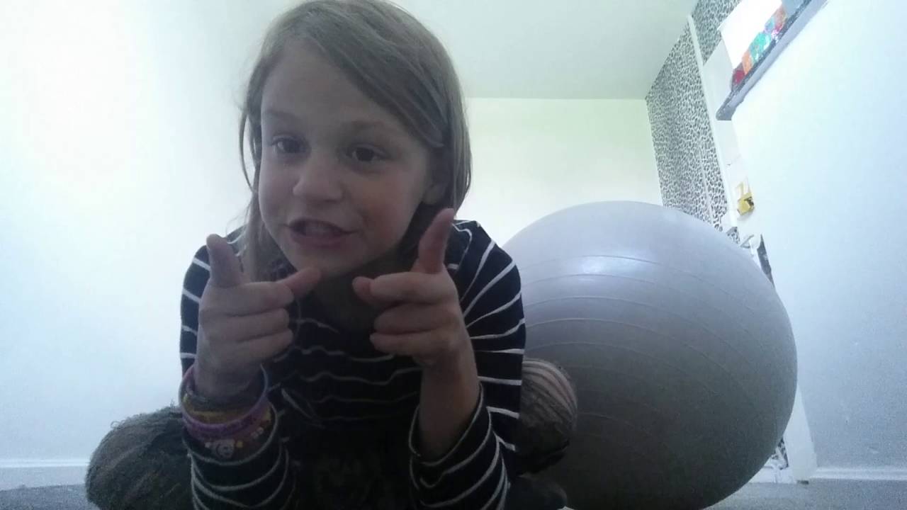 Yoga ball challenge FAIL (my way) ~lowri steele - YouTube