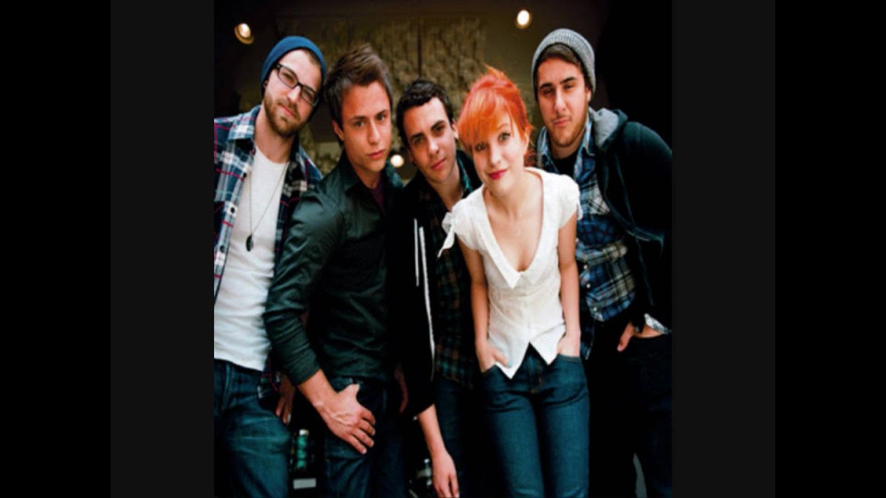 Brick By Boring Brick (MTV Unplugged) - Paramore - YouTube