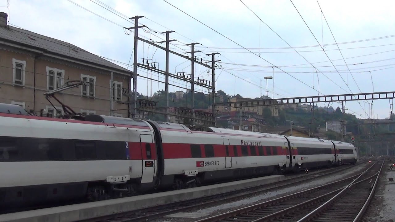 RABe 503-017 CH. SBB IN PARTENZA DA CHIASSO. 17 - 10 - 2015. - YouTube