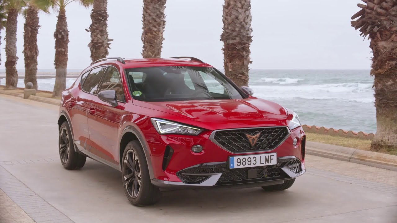 CUPRA Formentor 150 CV Design in Desire Red - YouTube