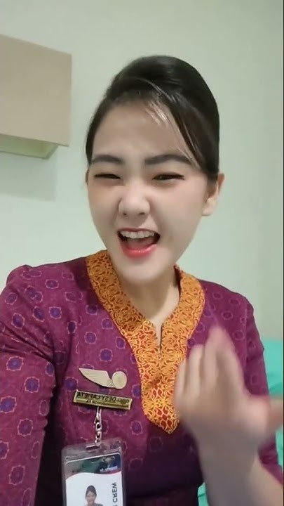 #SHORTS Kak Desy #pramugari #sriwijayaair - YouTube