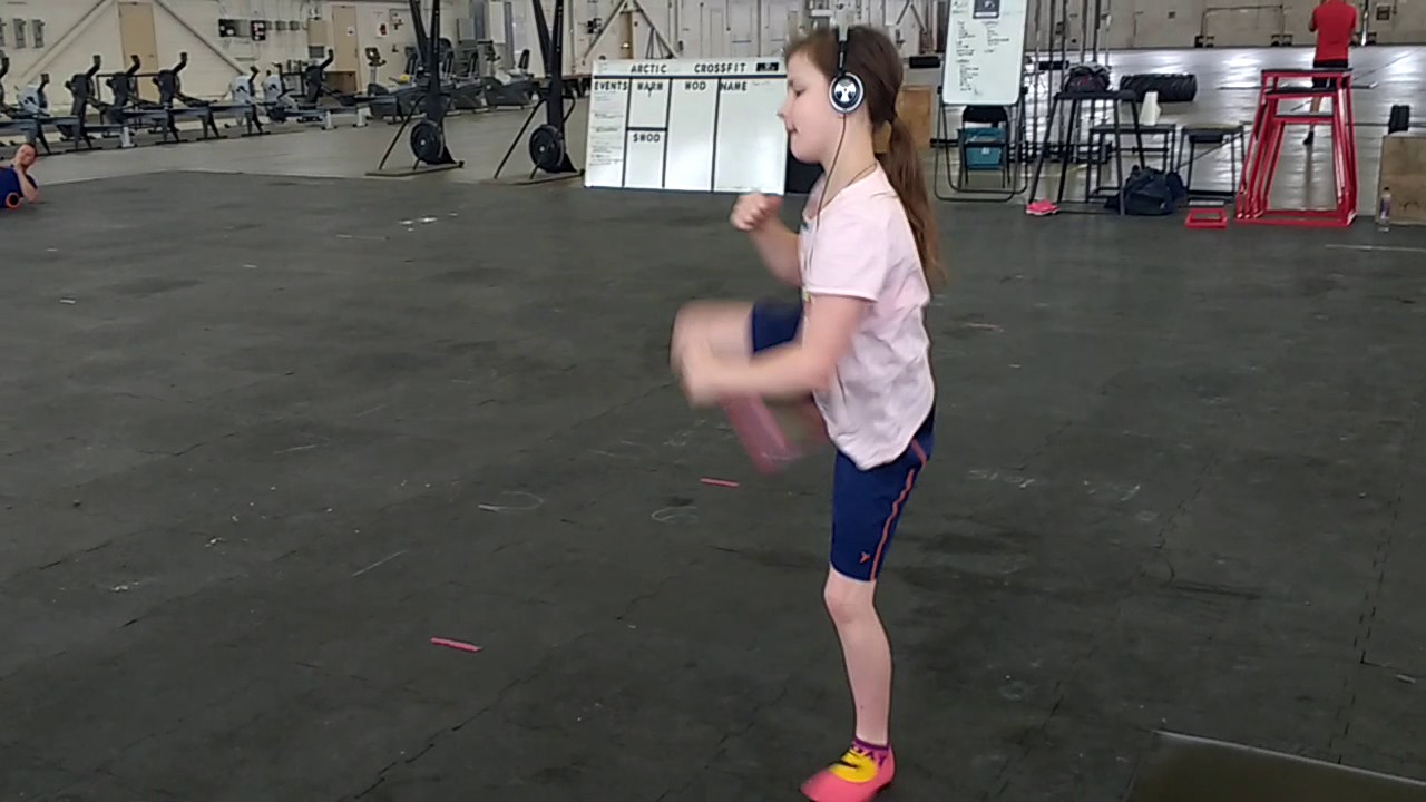 Susan's Ketsugen Karate Workout - YouTube