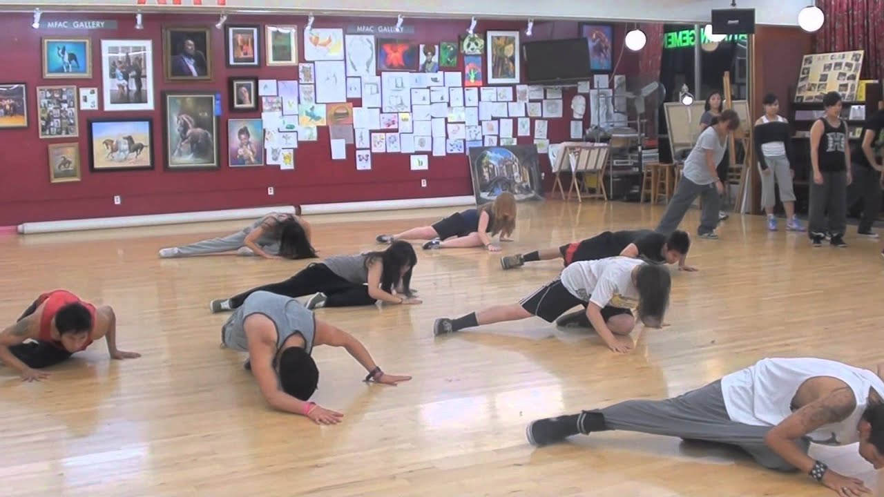 TILL THE WORLD ENDS CHOREOGRAPHY BY BRANDON BURCIAGA - YouTube