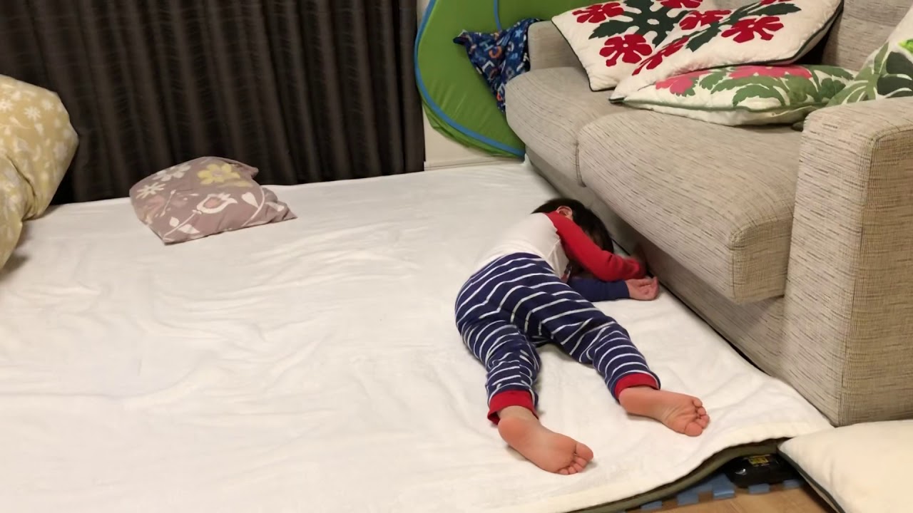 20190427 Prepare to sleep the living room - YouTube