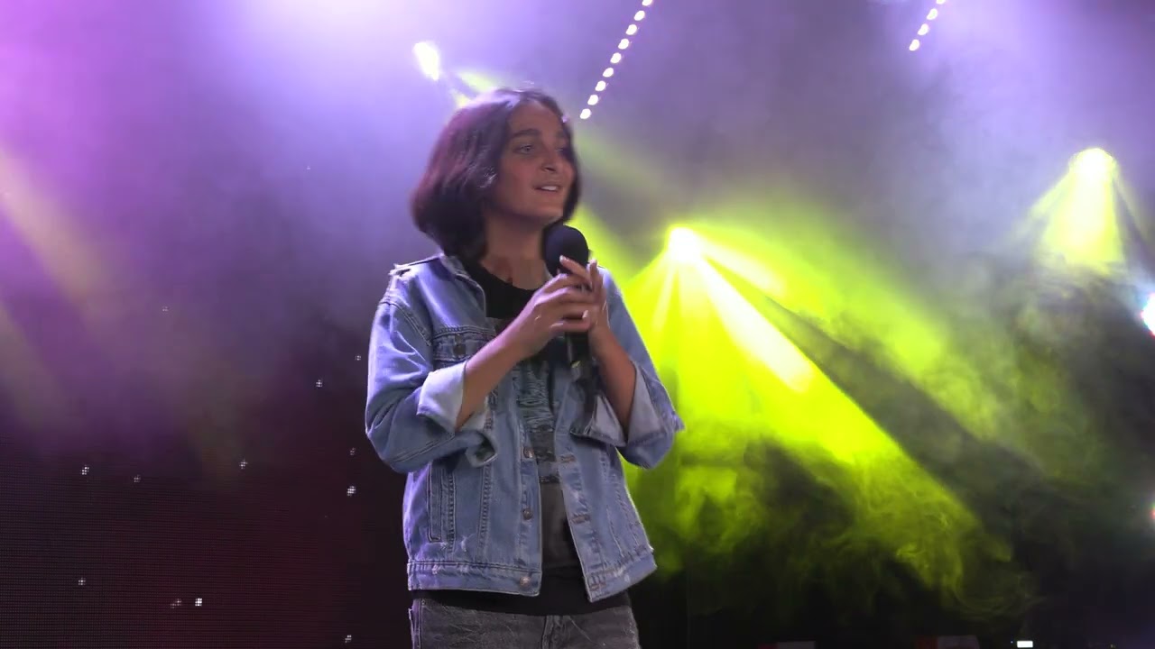 Матей Бешенджиев - I See Red (live cover) - YouTube