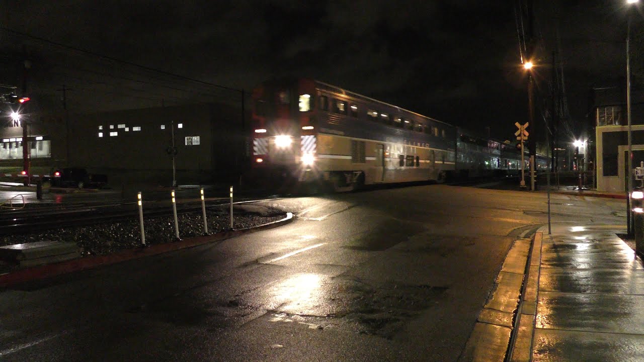 Amtrak 591 and 582 at Noell Street - 4K Night Video Test - YouTube