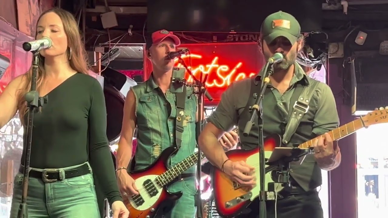 Stefan Kiran, Marie Wise-Hawkins - YouTube