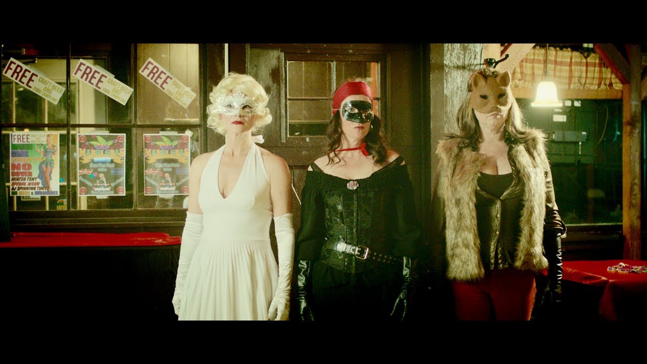 Lady Hunters Trailer - YouTube