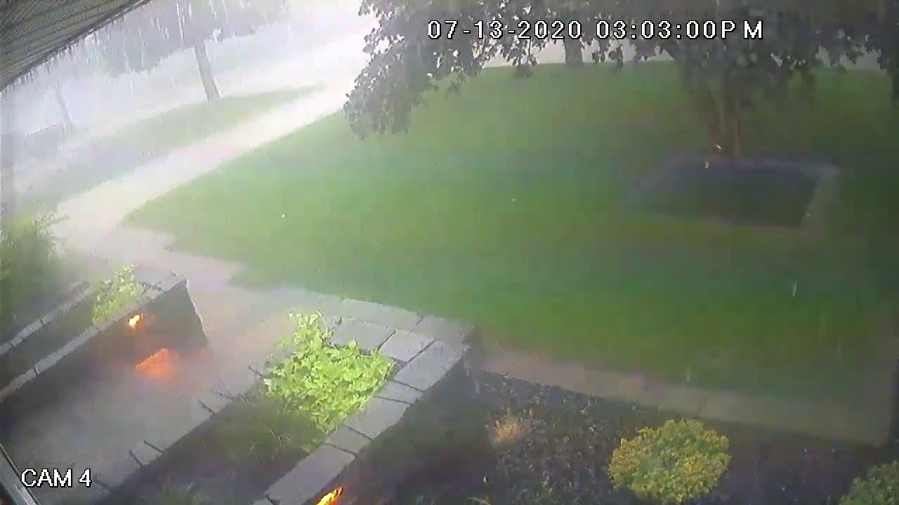Lightning strikes tree. - YouTube