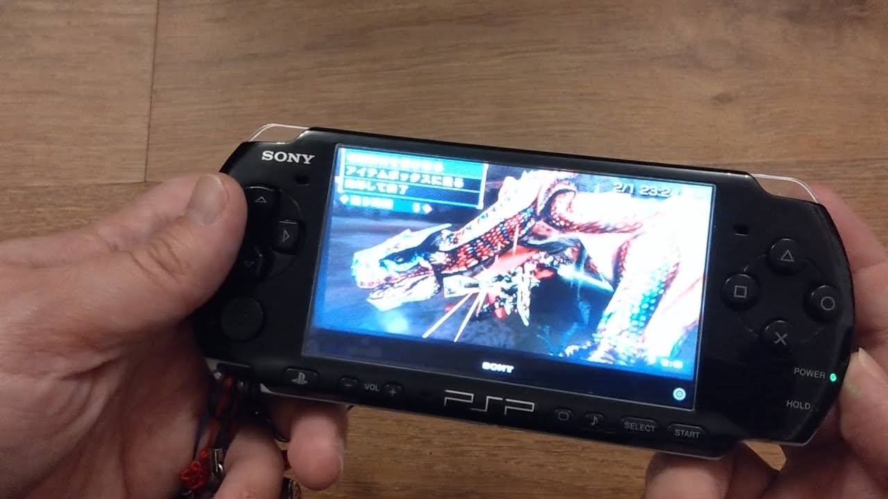 PSP 3003 official Sony battery fail & Ostent replacement - YouTube