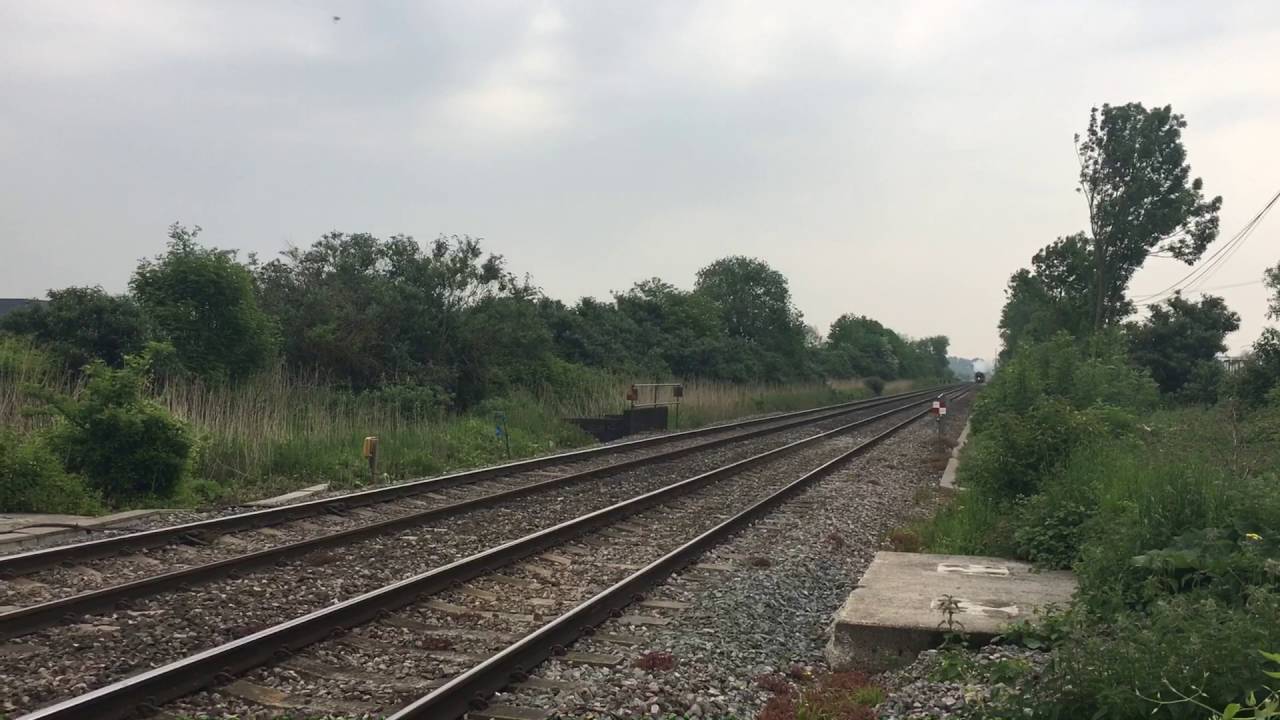 Flying Scotsman Cathedrals Express - Colthrop Level Crossing (Thatcham ...