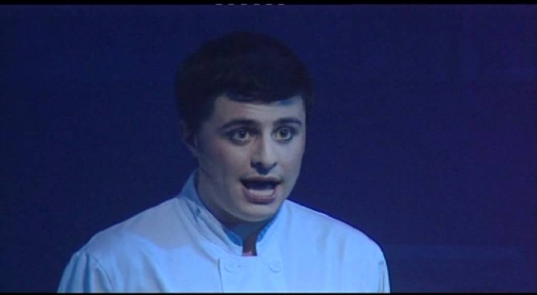 Tom Carpenter sings "She's Not There" - YouTube