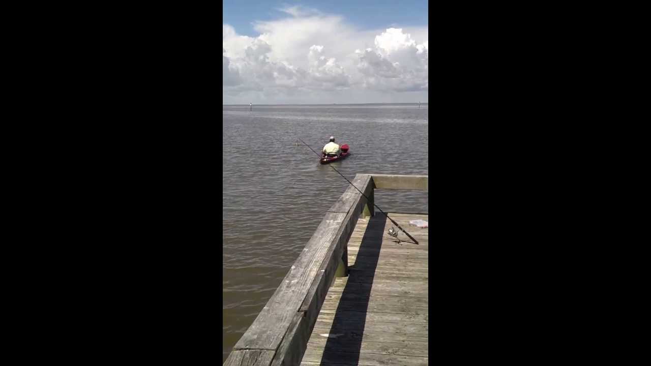 My pirogue with trolling motor - YouTube