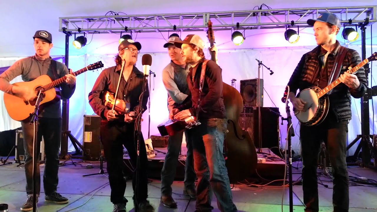 The Infamous Stringdusters - One More Bridge - YouTube