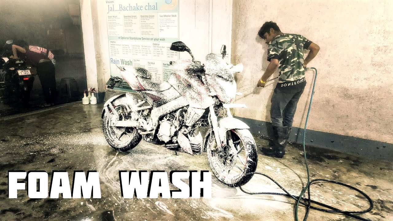 FOAM BIKE WASH / PULSAR 200 NS / 2019 - YouTube