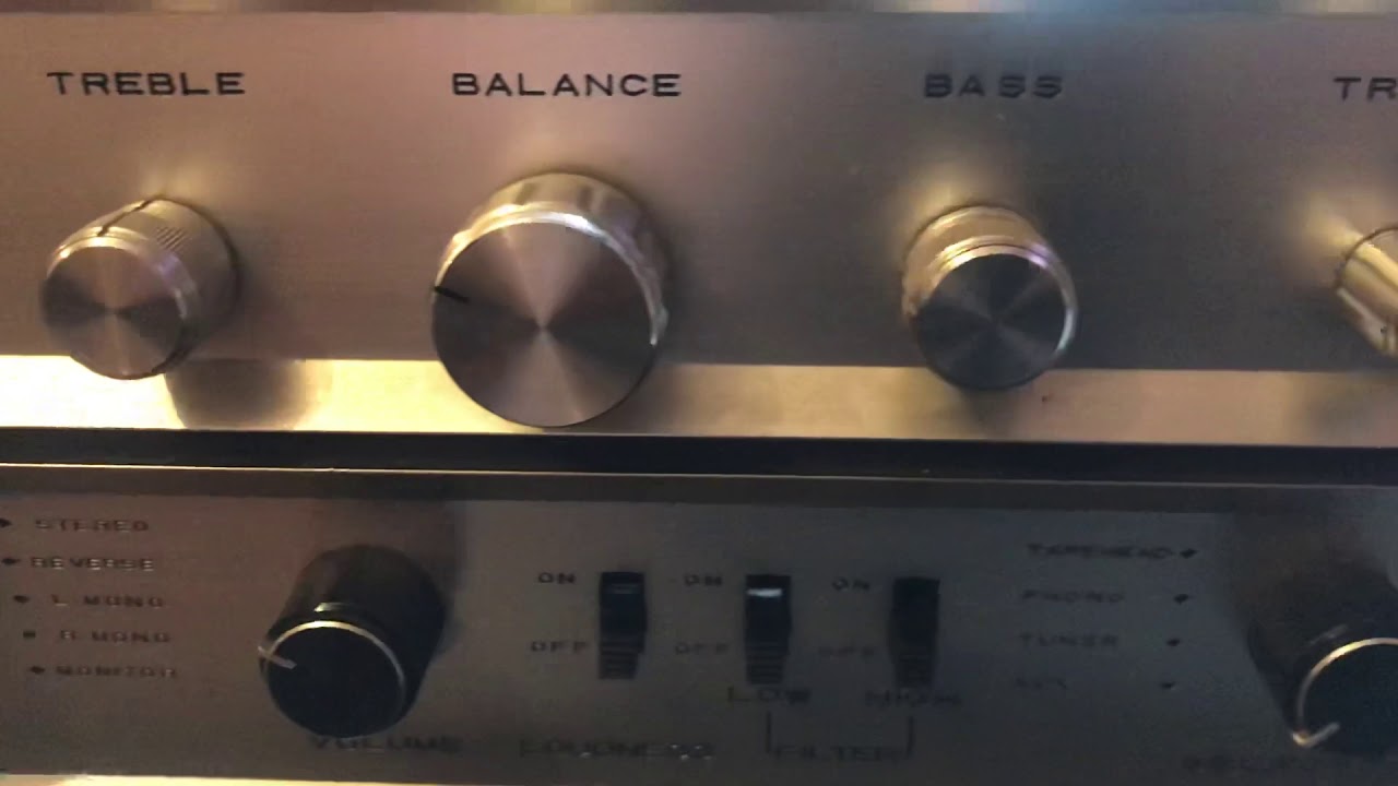 AKAI AA5000 Amp - YouTube