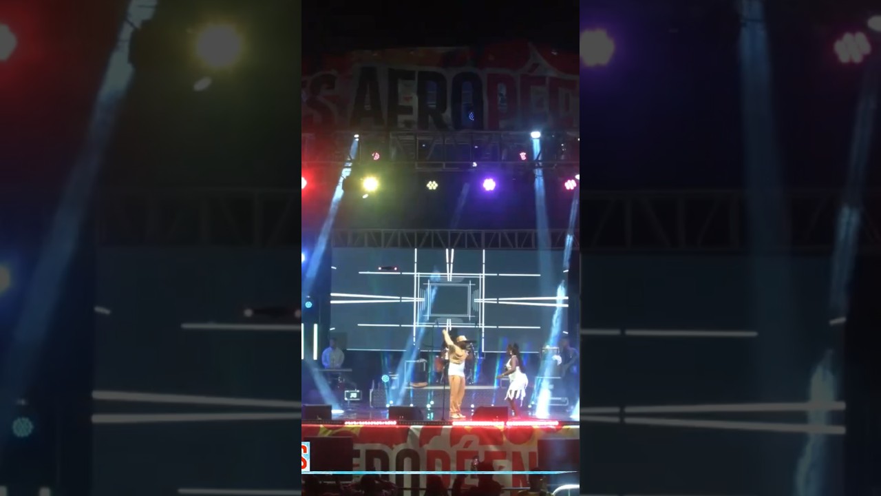 La surprise de King BALA qui me rejoint sur scène 💃🥳🇹🇬 - YouTube