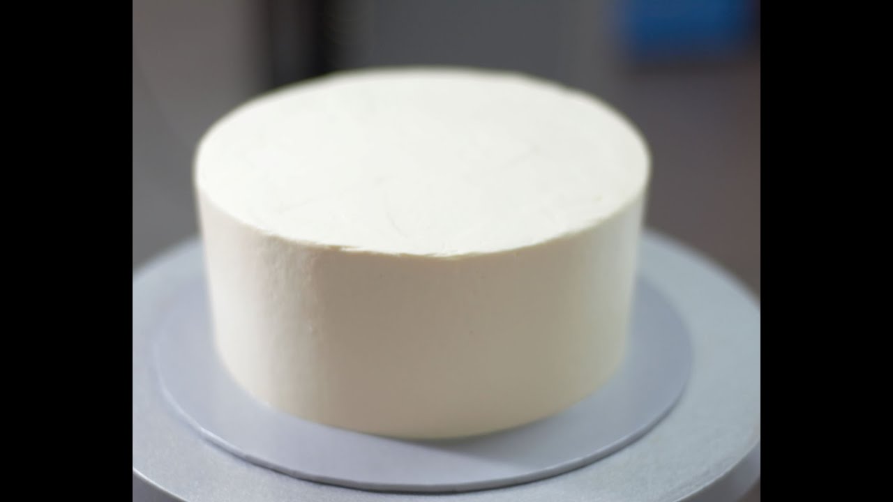 How to Achieve Sharp Edge frosting on a Cake using a $1 metal ruler ...