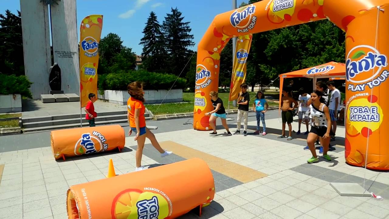 Fanta Play Tour 2016 with pigs - YouTube