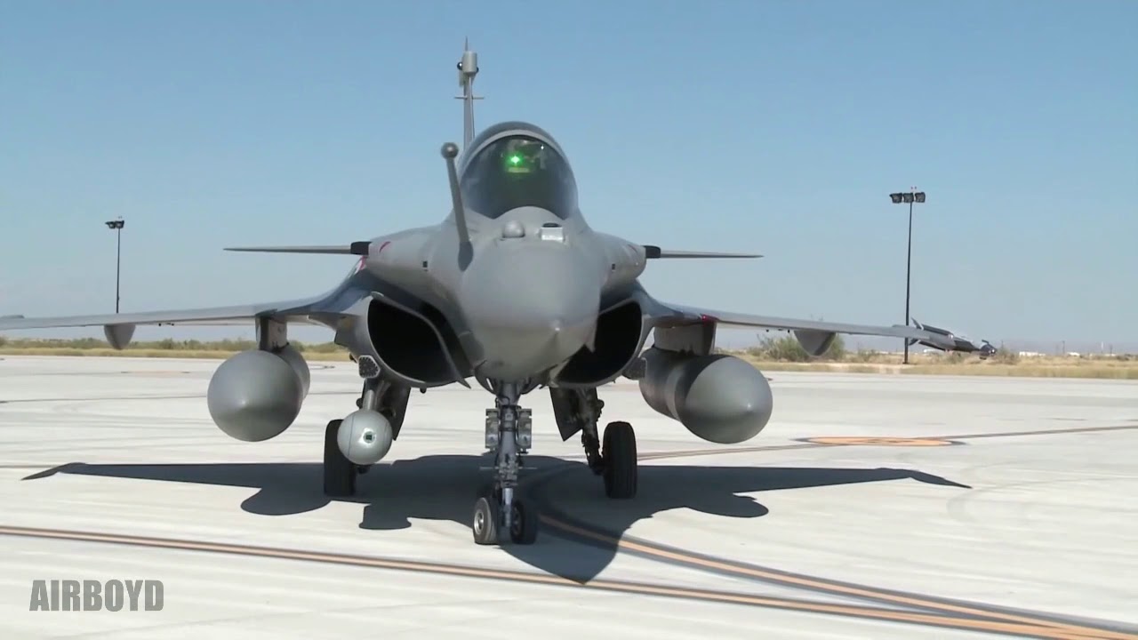 El avanzado radar thales rbe2 del Rafale - YouTube