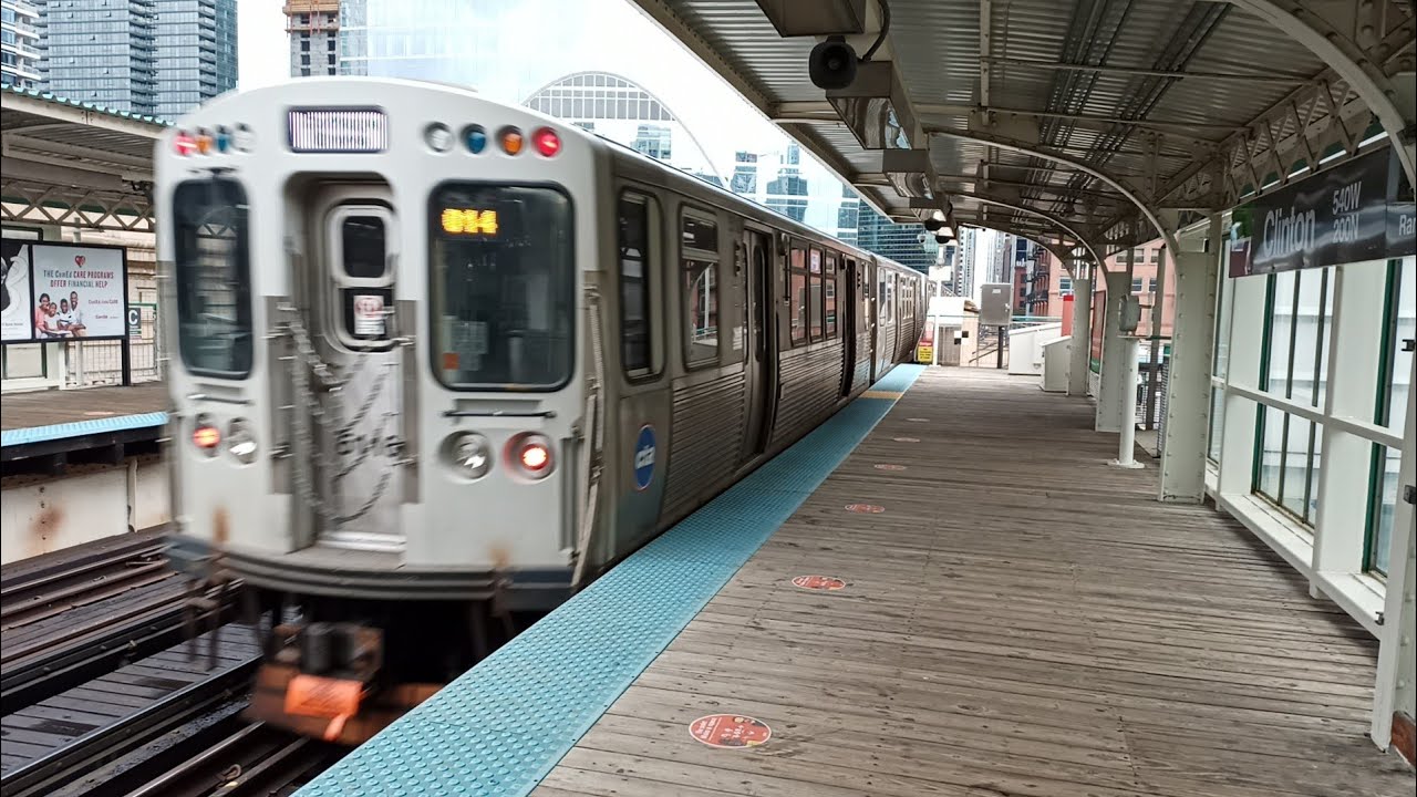 CTA 2009-15 5000 Series Bombardier Transp. On the Green Line Train to ...