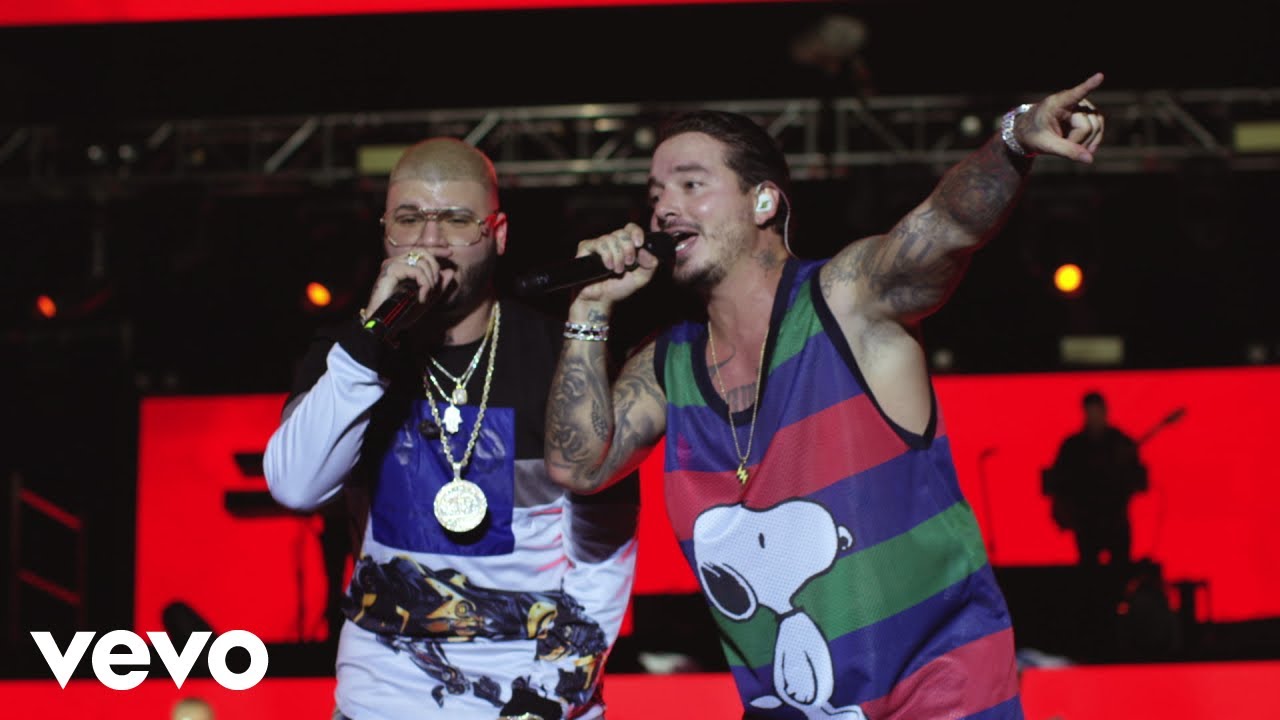 J Balvin - 6 A.M. ft. Farruko (Live At The Centro De Eventos / 2017 ...