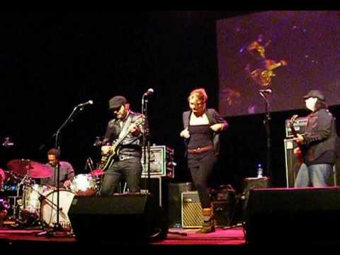 Black Dub - Nomad (Soundedit '09) - YouTube