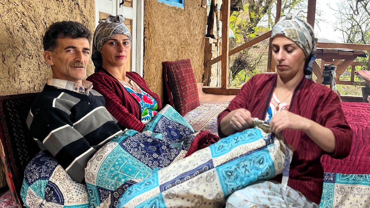 Building a Traditional Korsi | Winter Evenings in a Village Home - YouTube