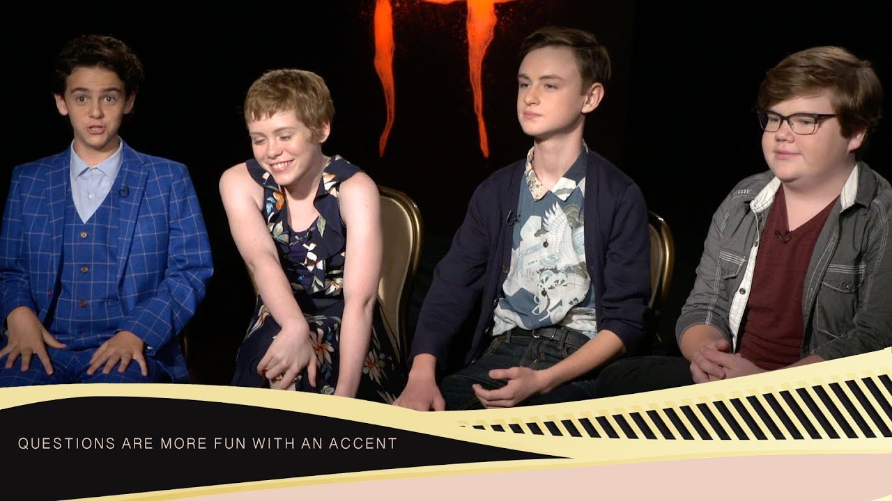 IT cast talks about bullying - YouTube