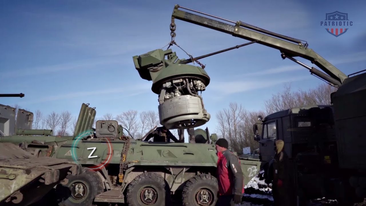 Russian servicemen carry out restoration and repair of military ...