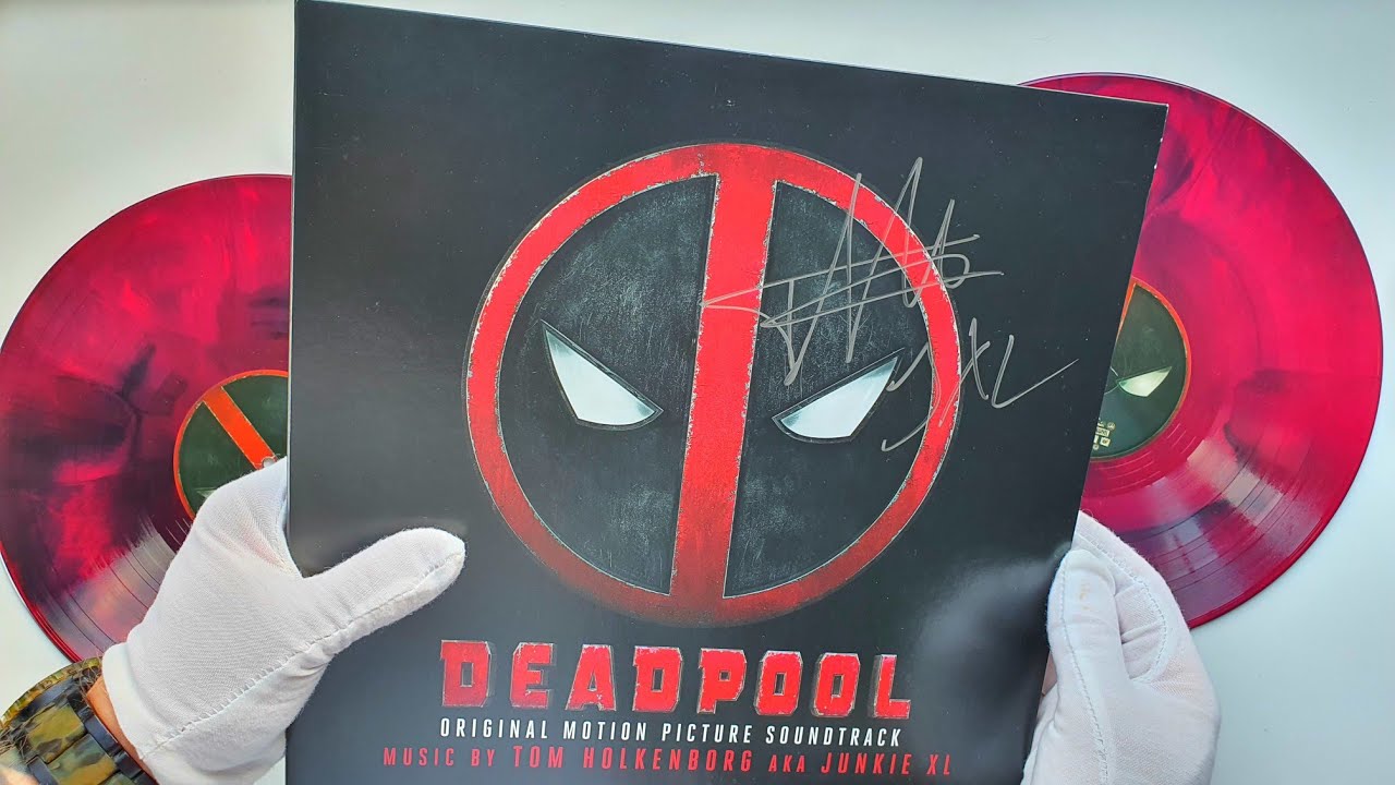 Deadpool Coloured Vinyl - JunkieXL - OST - Quicklook Unboxing - YouTube