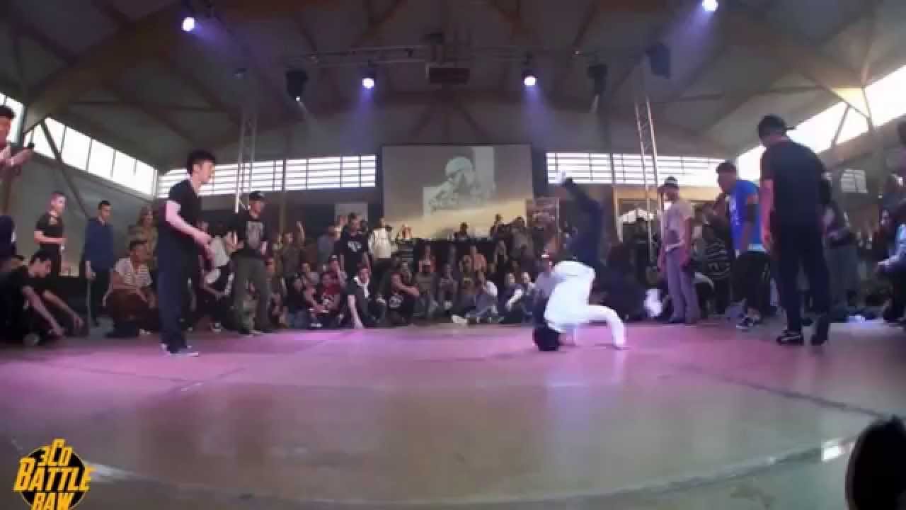 BBOY Pocket vs BBOY lil G SO DOPE in 3CO BATTLE RAW 2015 - YouTube