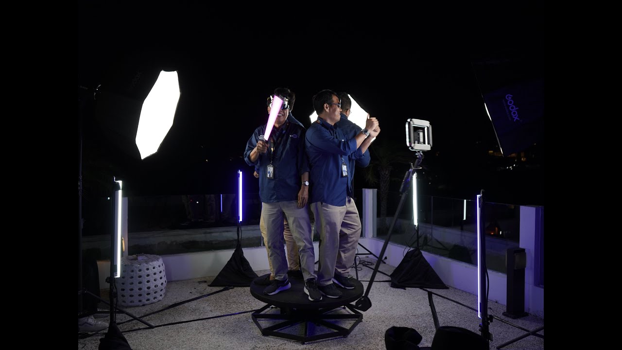 Make Your Event Happy With (SPIN 360) - YouTube