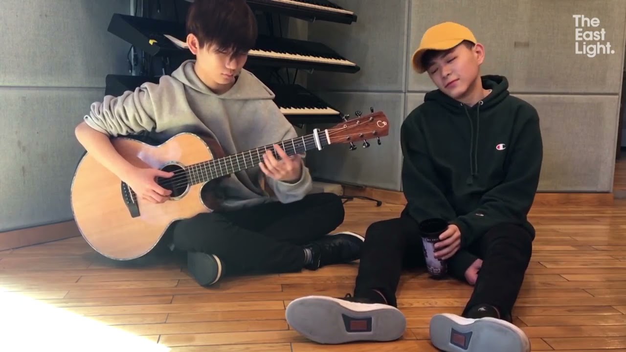 TheEastLight. Junwook & Sagang - 좋다고 말해 (볼빨간사춘기 Cover) - YouTube