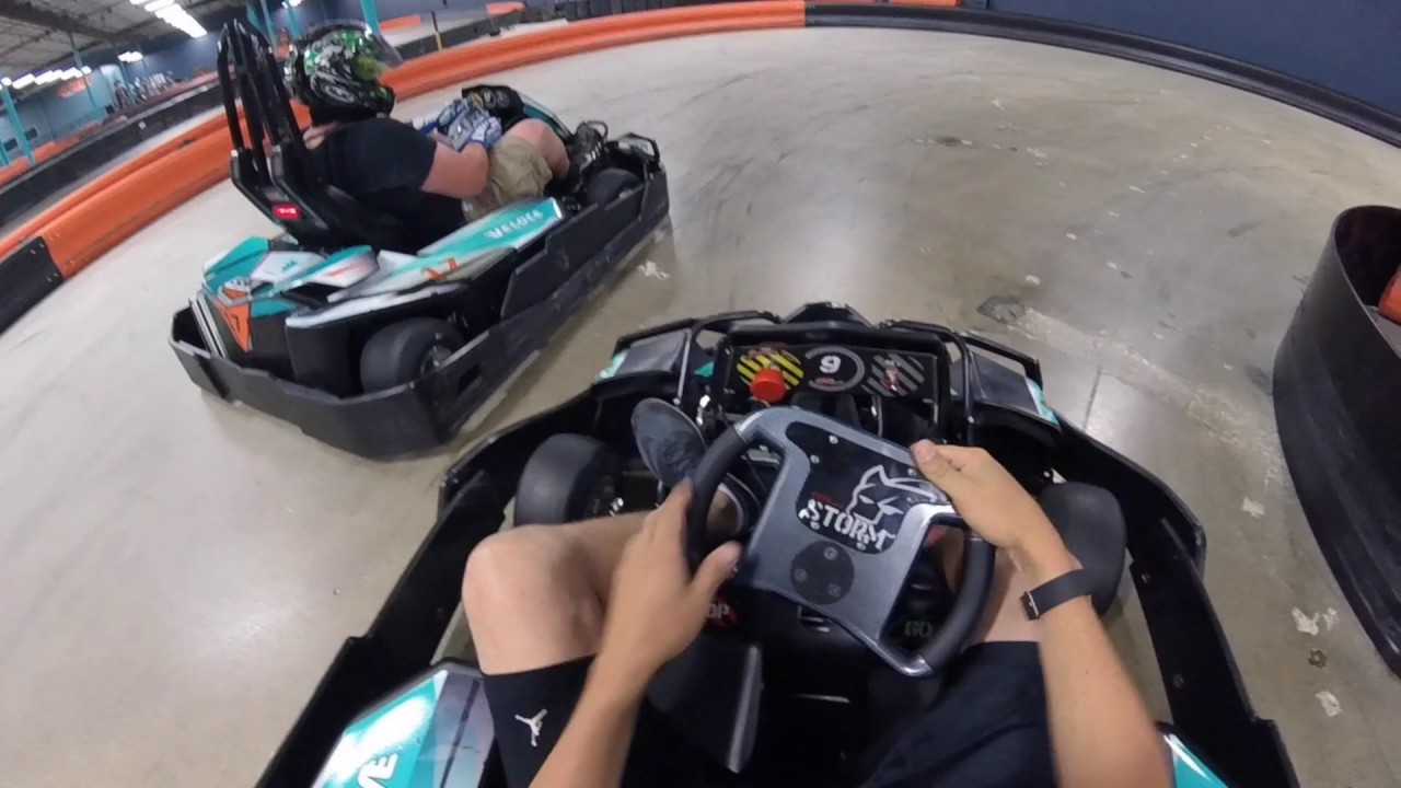 Veloce Indoor Speedway- Supertrack - YouTube