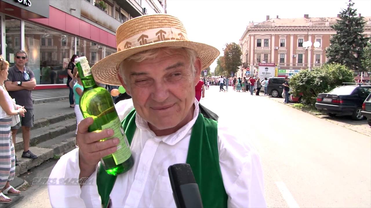 VRSACKA BERBA 2016. GROZDJEBAL - YouTube
